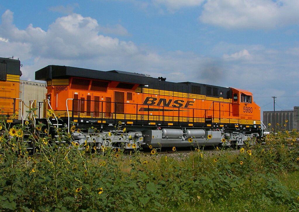 BNSF 5980